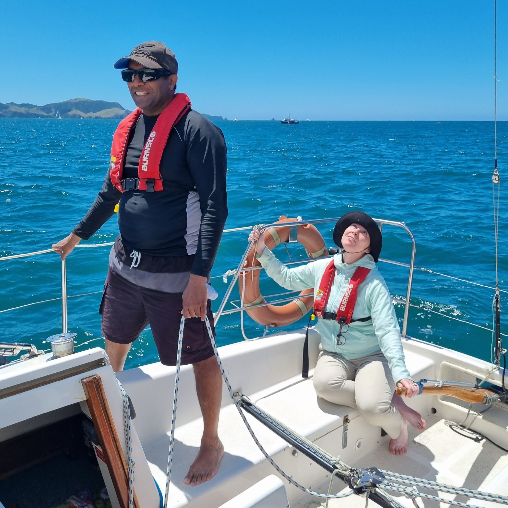 Learn to sail adventures